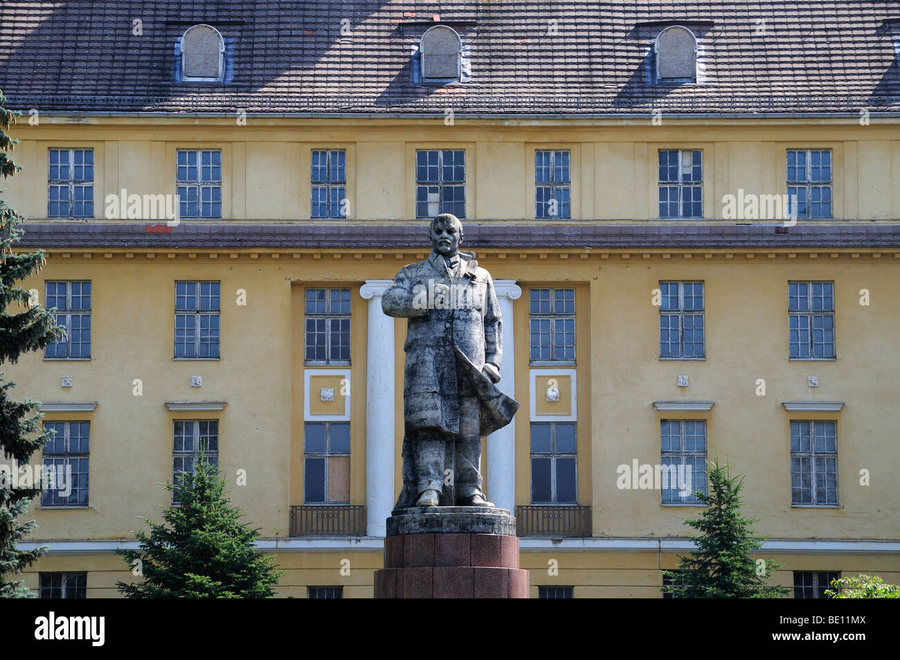 Lenin statue east germany -Fotos und -Bildmaterial in hoher Auflösung ...