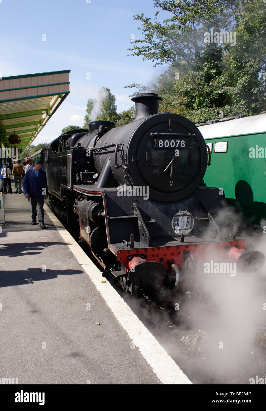 Standard 4-Tank Dampflok am Bahnhof von Swanage Stockfotografie - Alamy
