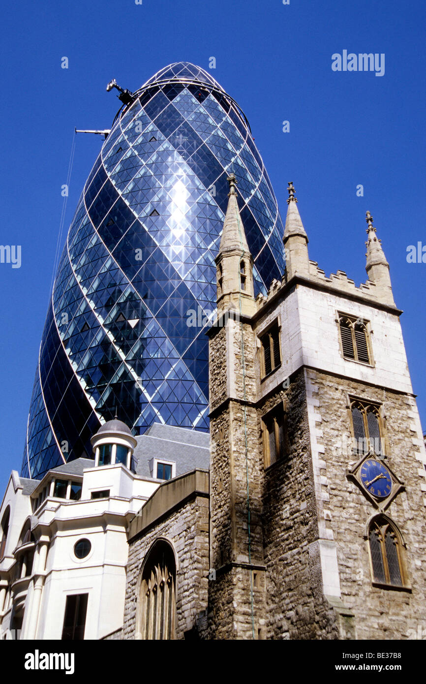 Futuristische Swiss Re Tower, The Gherkin-Tower des Architekten Norman ...