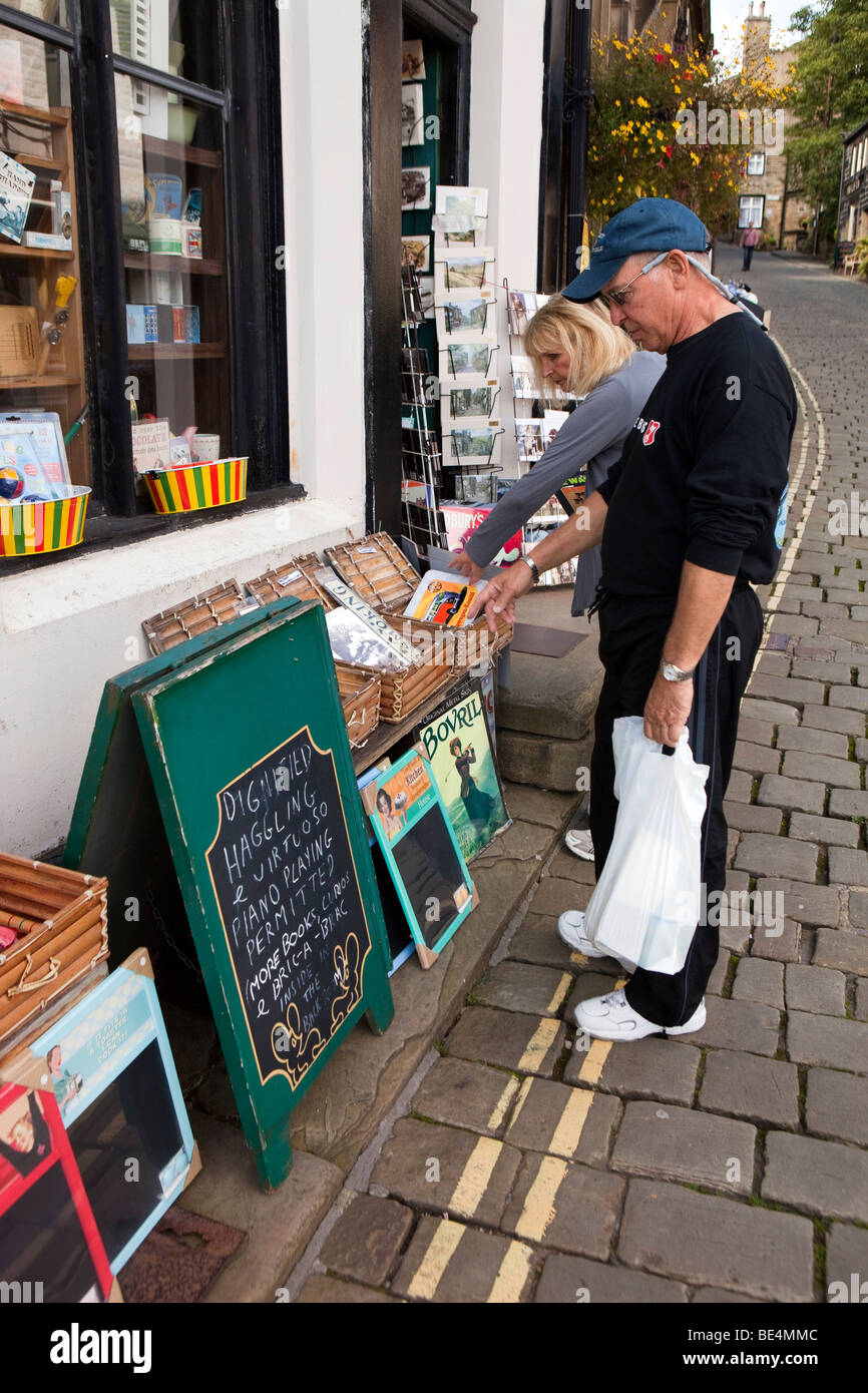 Nick nack shop -Fotos und -Bildmaterial in hoher Auflösung – Alamy