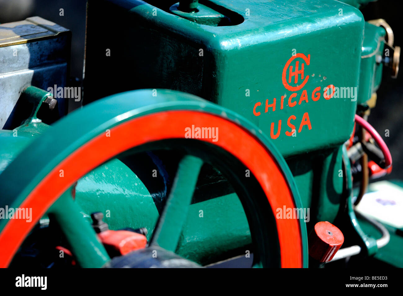 Vintage traktormotor -Fotos und -Bildmaterial in hoher Auflösung – Alamy