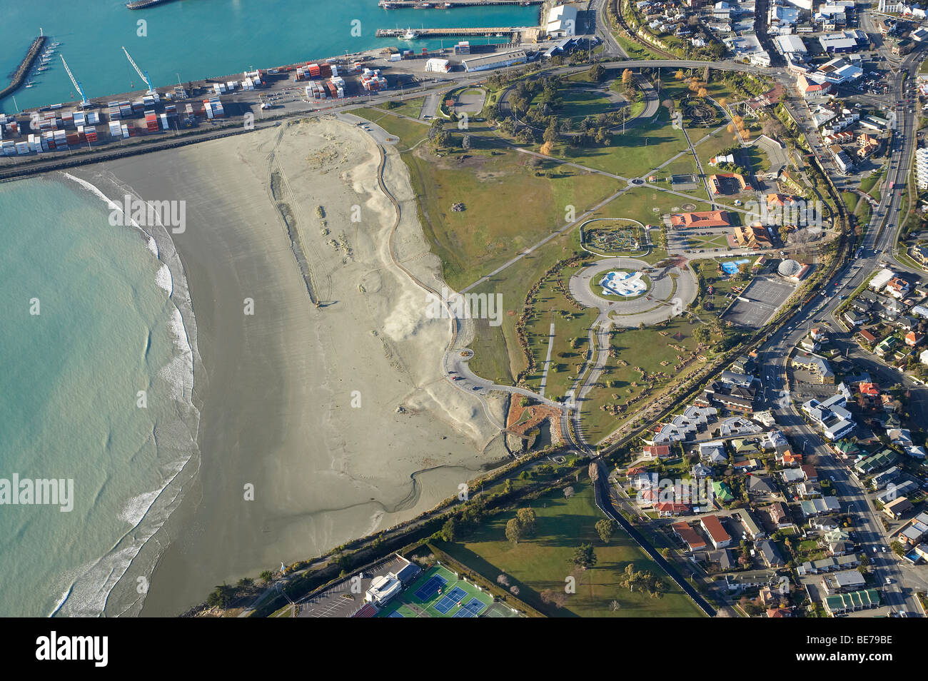Caroline bay beach und hafen von timaru -Fotos und -Bildmaterial in ...