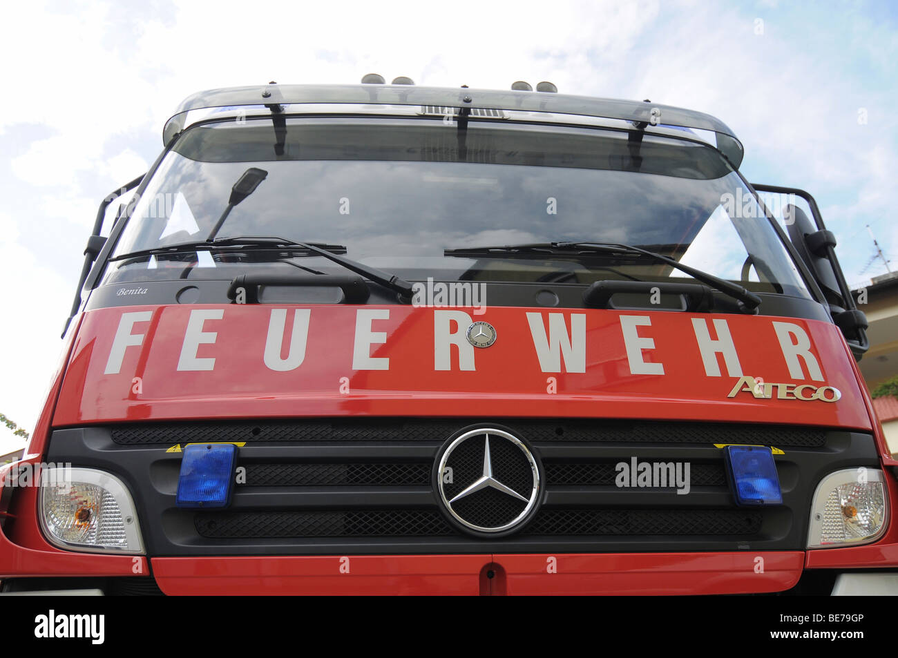 Mercedes Fire Truck Stockfotos und -bilder Kaufen - Alamy