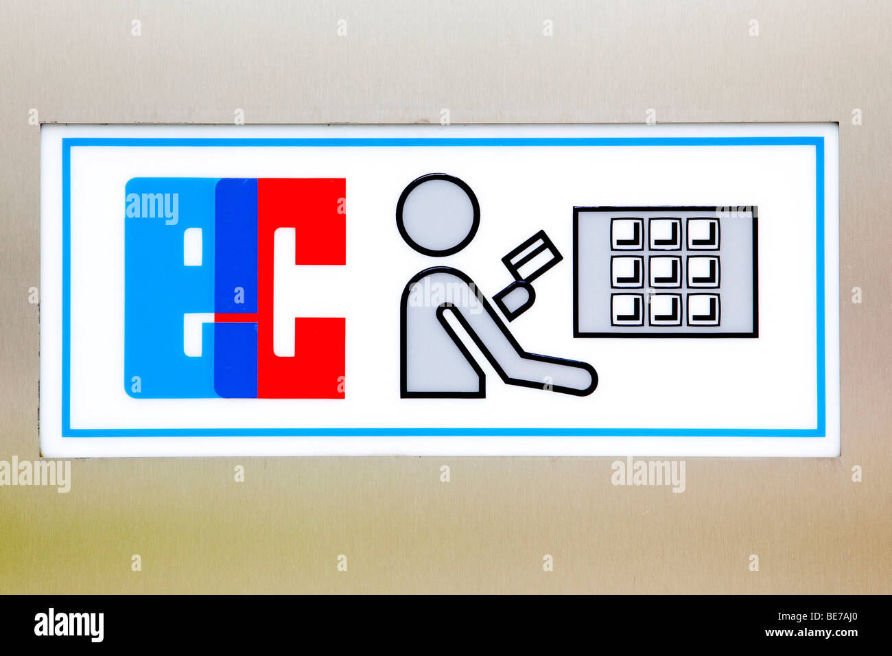 Ec card cash machine -Fotos und -Bildmaterial in hoher Auflösung – Alamy
