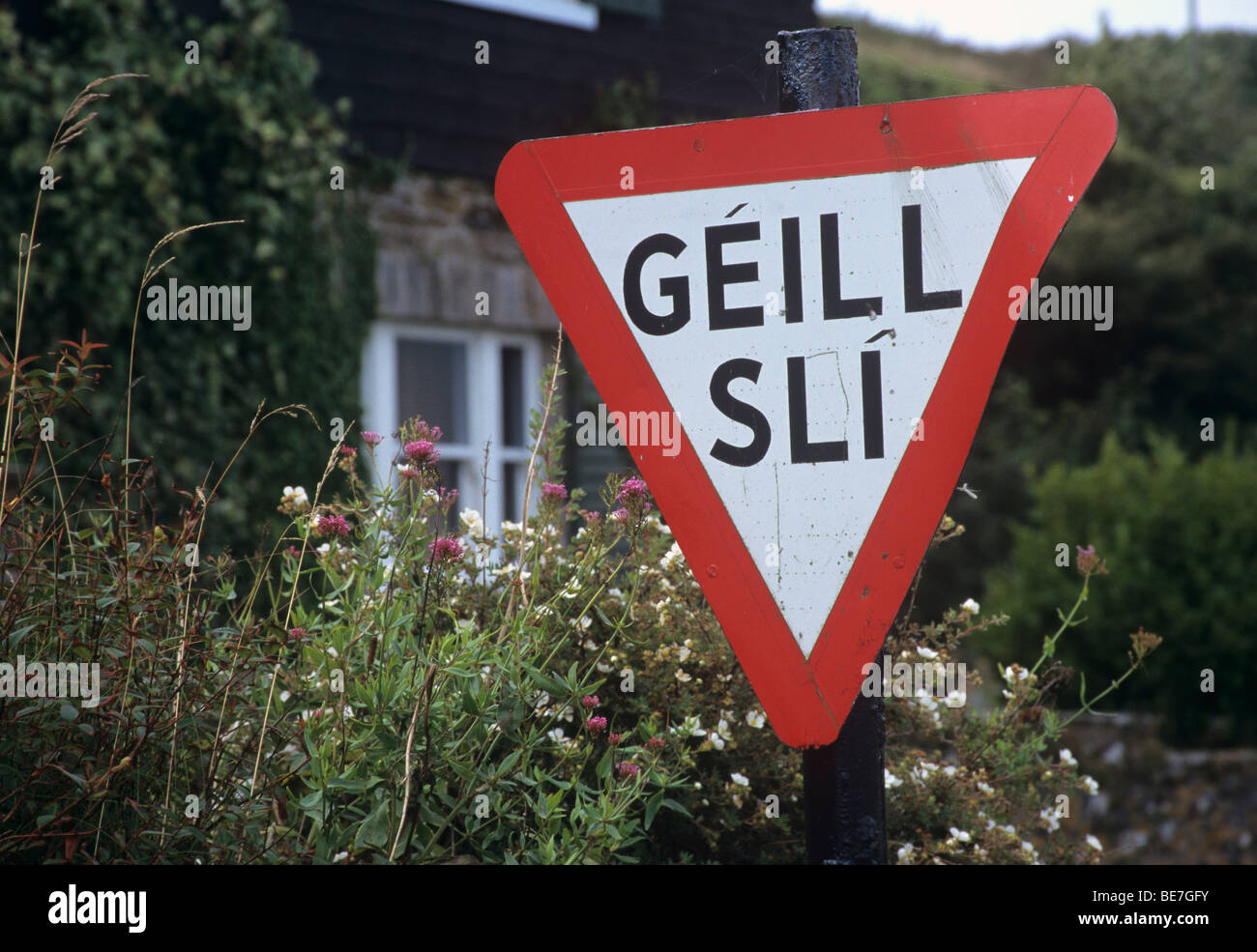 Gaeltacht Verkehrszeichen Stockfotos und -bilder Kaufen - Alamy