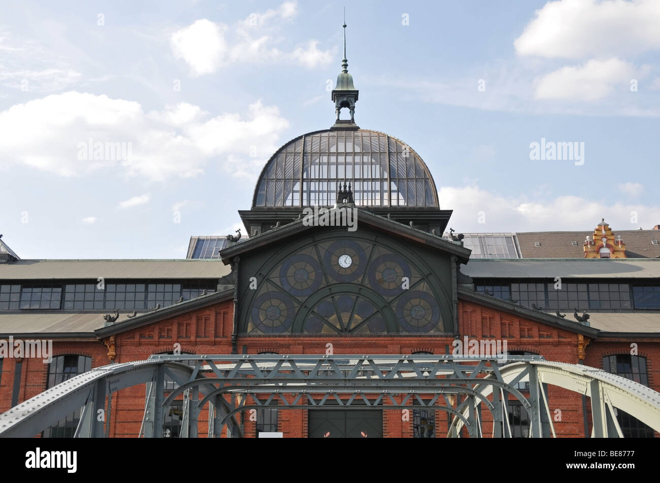 Fischmarkt hamburg -Fotos und -Bildmaterial in hoher Auflösung – Alamy