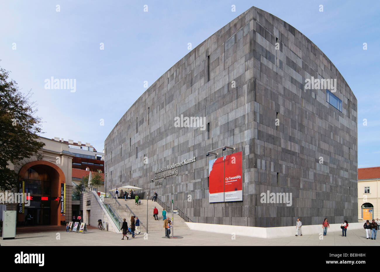 MUMOK, Museum moderner Kunst im Museum district MQ in Wien, Österreich ...