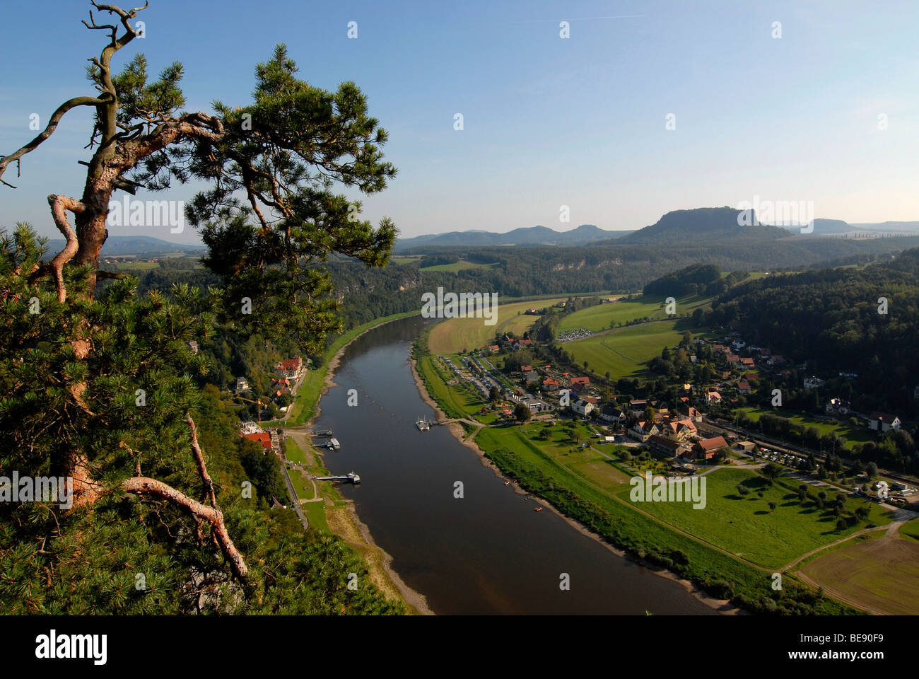 Bastei bei rathen -Fotos und -Bildmaterial in hoher Auflösung – Alamy