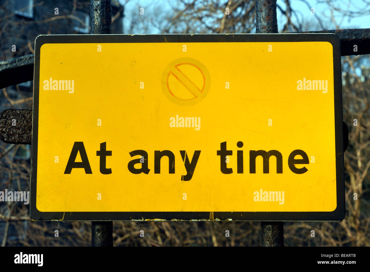 Kein halt zu jeder zeit zeichen -Fotos und -Bildmaterial in hoher ...