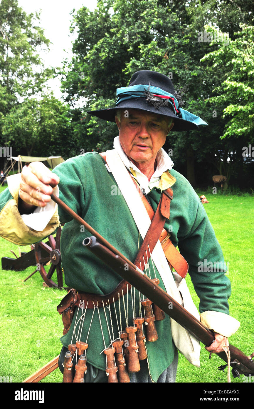 Loading musket -Fotos und -Bildmaterial in hoher Auflösung – Alamy