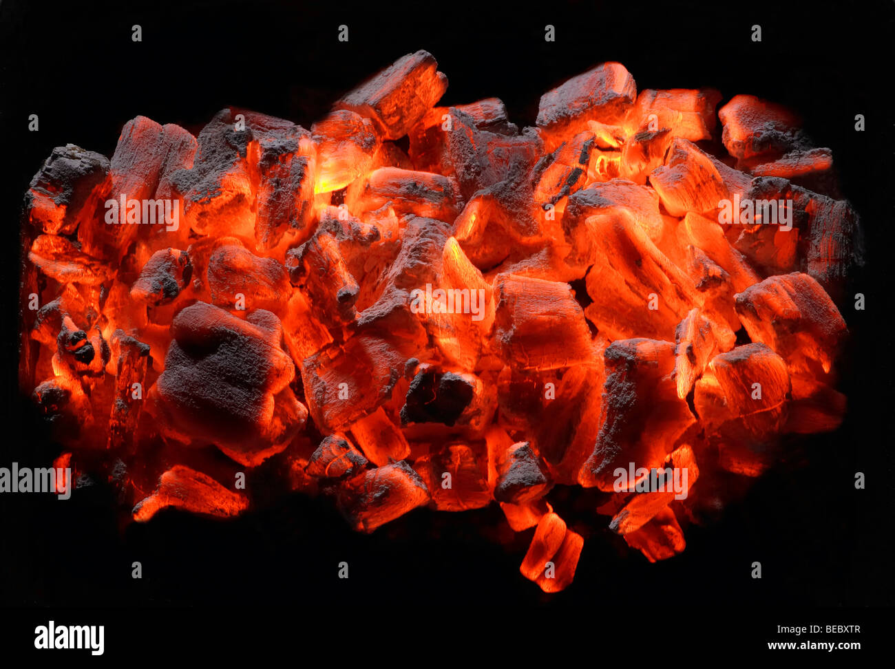 Bbq Grill Brennen Feuer Stockfotos und -bilder Kaufen - Alamy