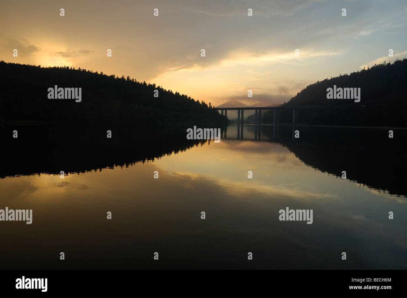 Bajer jezero -Fotos und -Bildmaterial in hoher Auflösung – Alamy