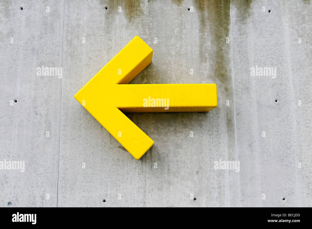 Gelbe pfosten -Fotos und -Bildmaterial in hoher Auflösung – Alamy