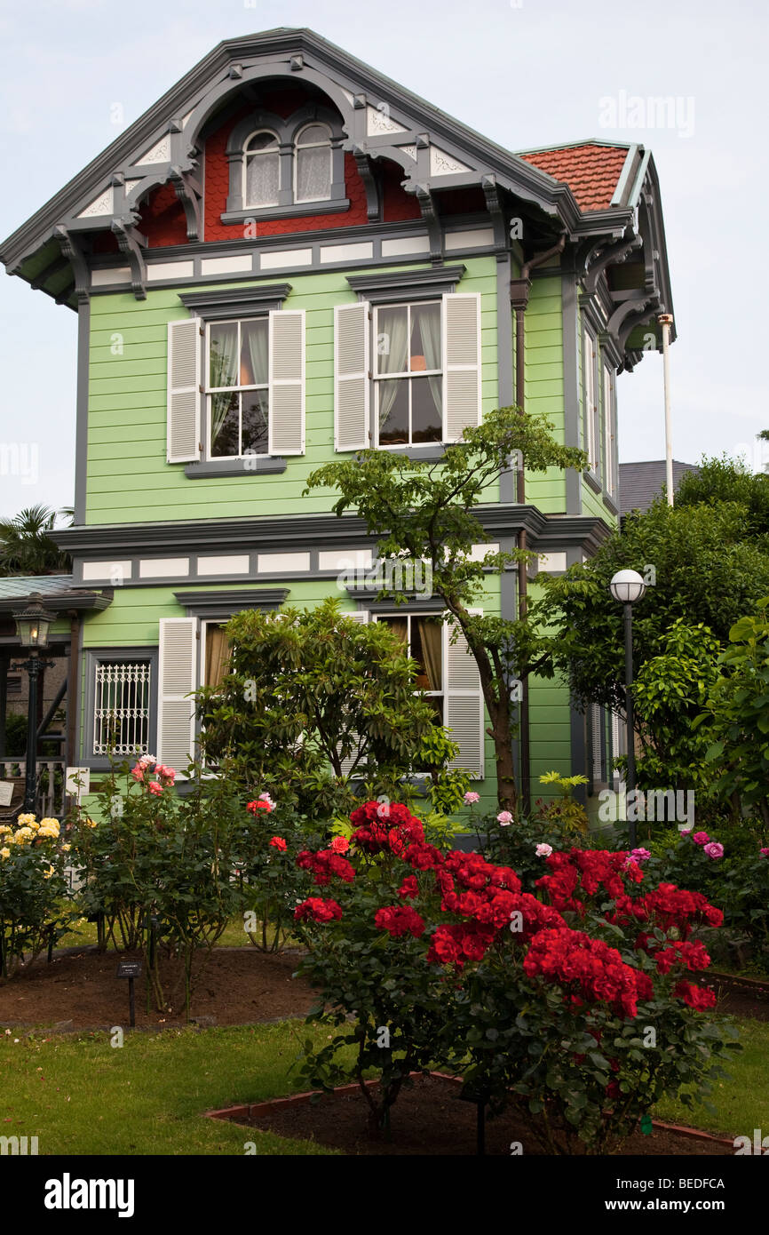 Yamate bluff architektur -Fotos und -Bildmaterial in hoher Auflösung ...