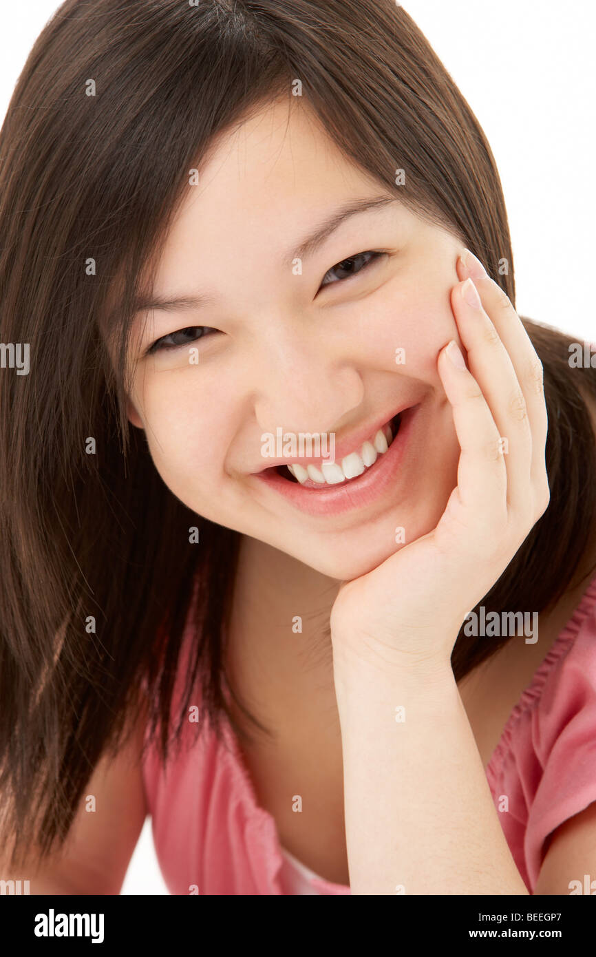 Studioportrait of Smiling Teenager-Mädchen Stockfotografie - Alamy