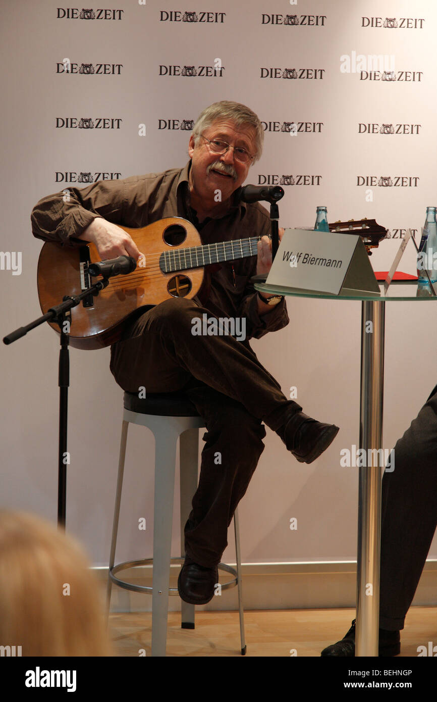 Ein Interview mit Wolf Biermann auf der Messe 2009 in Leipzig ...