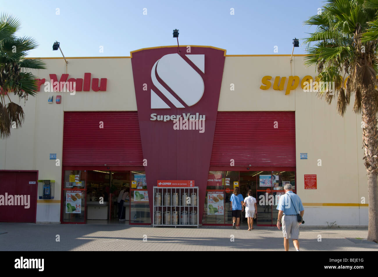 Spanisch supermarkt zeichen -Fotos und -Bildmaterial in hoher Auflösung – Alamy