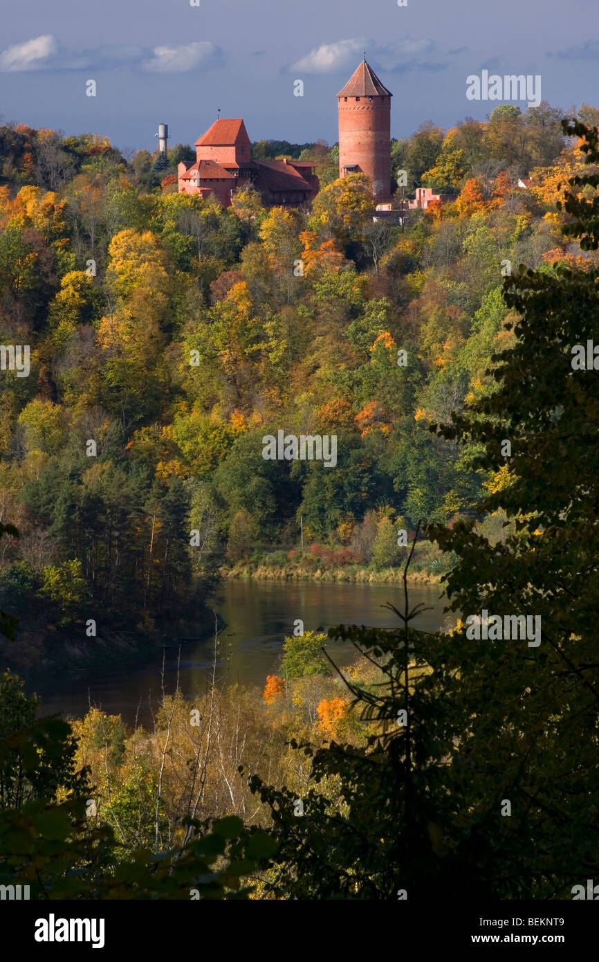 Schloss von turaida europa -Fotos und -Bildmaterial in hoher Auflösung ...