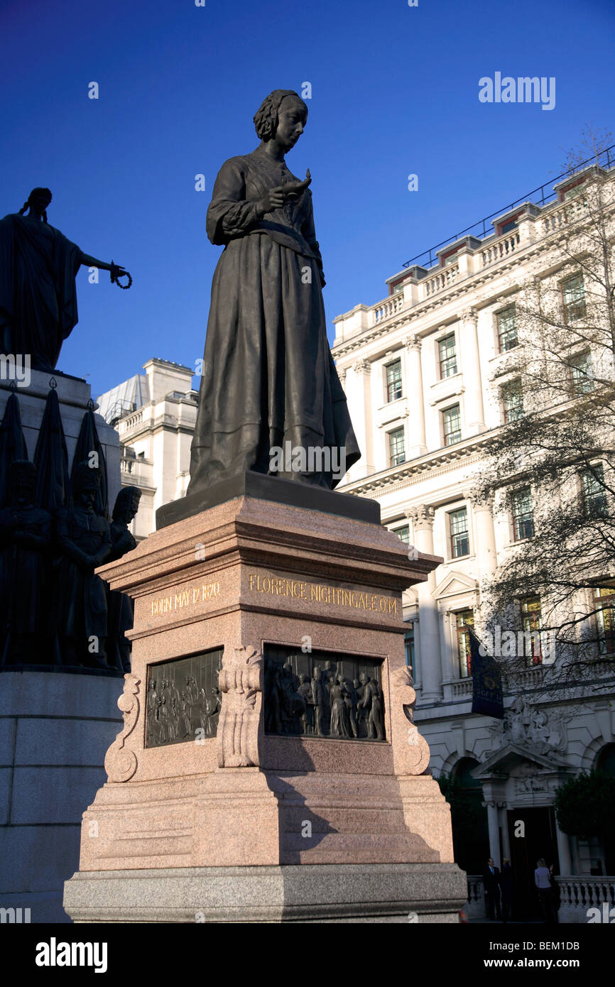 Monumento de florence nightingale -Fotos und -Bildmaterial in hoher ...