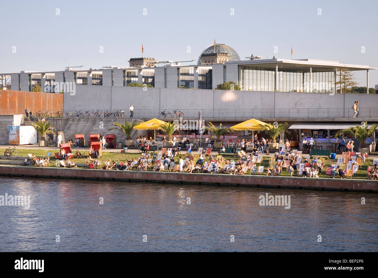 Berliner Touristenbar Stockfotos und -bilder Kaufen - Alamy