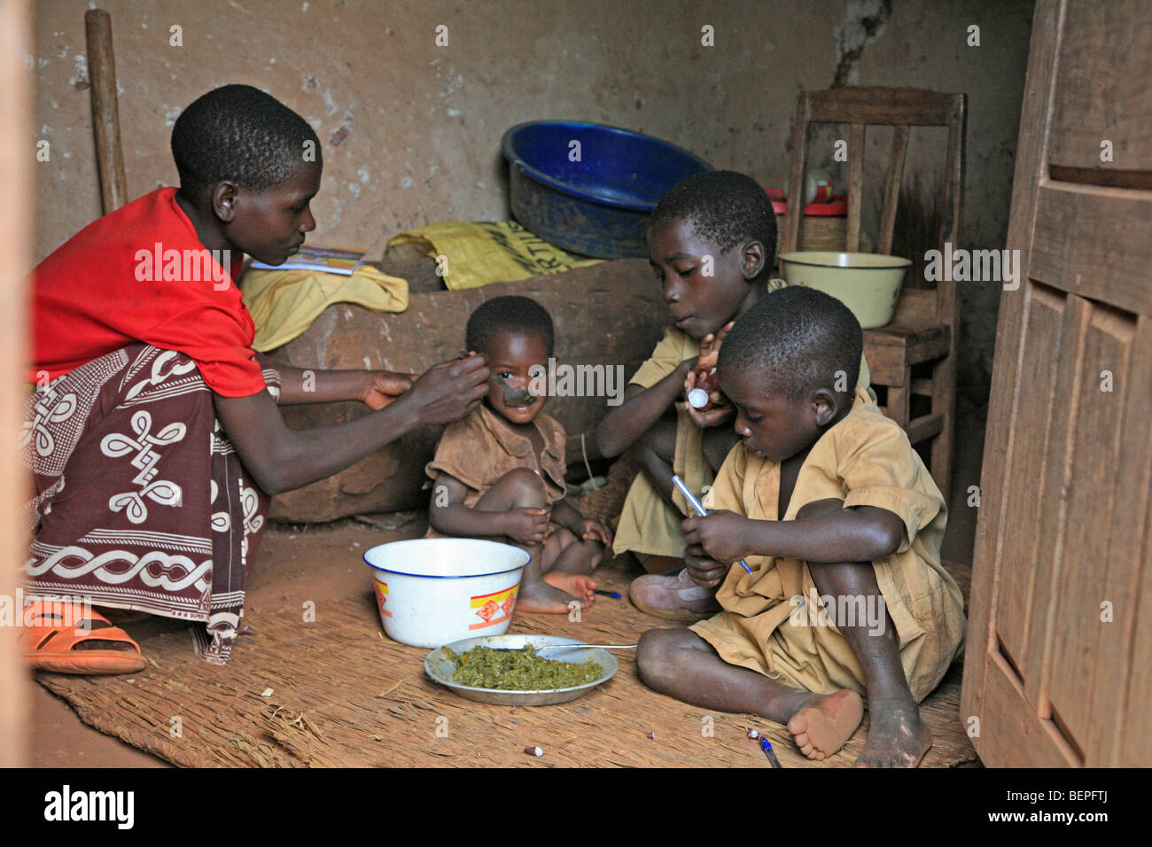 Africa Burundi Children Poverty Stockfotos und -bilder Kaufen - Alamy