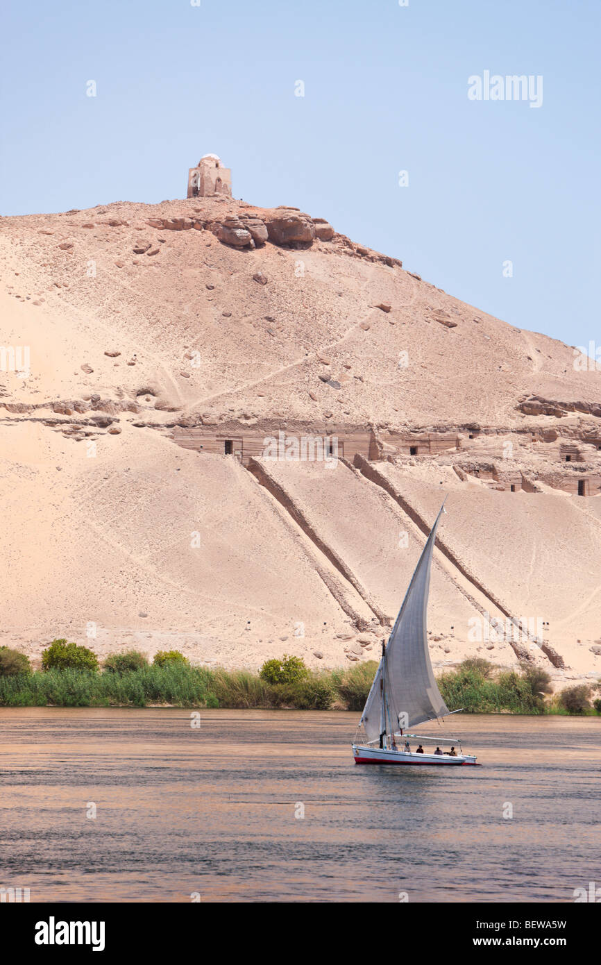 Egypt nile river aswan felucca -Fotos und -Bildmaterial in hoher ...