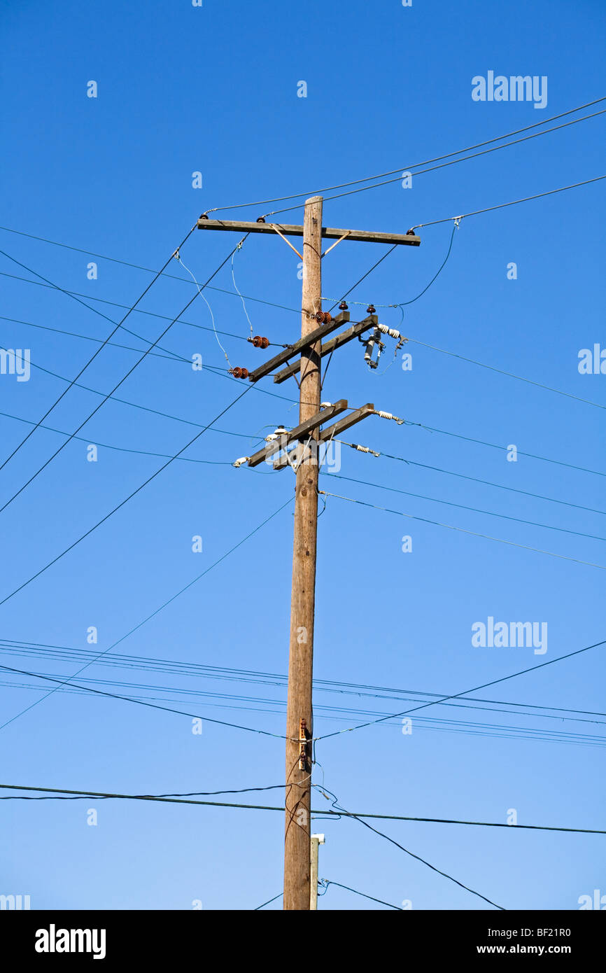 Telephone mast -Fotos und -Bildmaterial in hoher Auflösung – Alamy