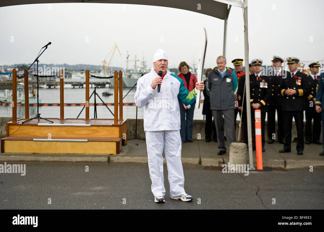 Gen walter natynczyk -Fotos und -Bildmaterial in hoher Auflösung – Alamy