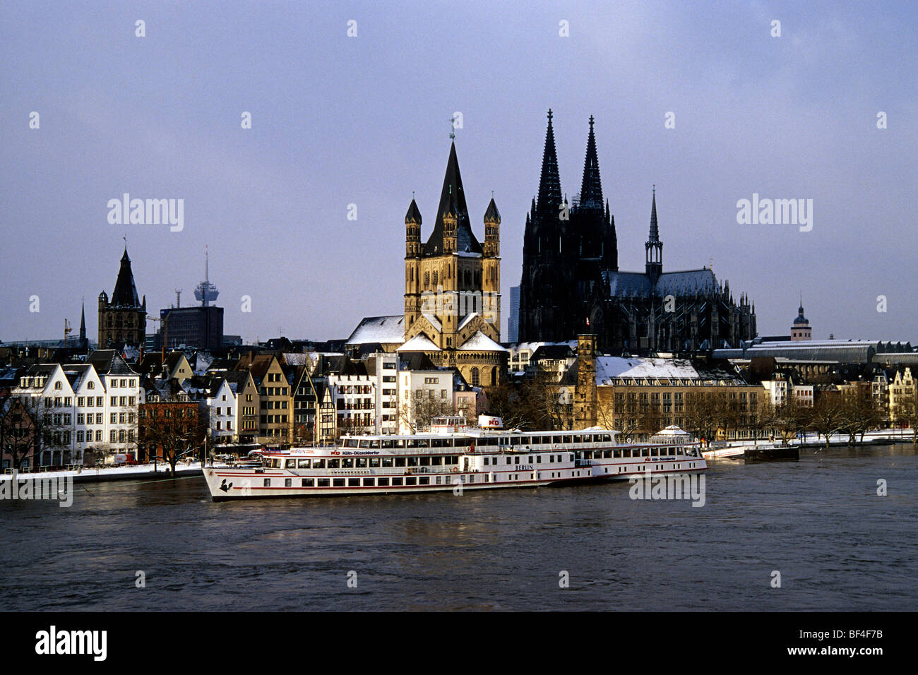 Rhein flutet alte teile -Fotos und -Bildmaterial in hoher Auflösung – Alamy