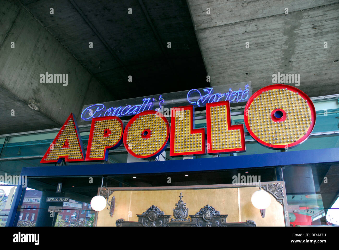 Roncalli apollo variete -Fotos und -Bildmaterial in hoher Auflösung – Alamy