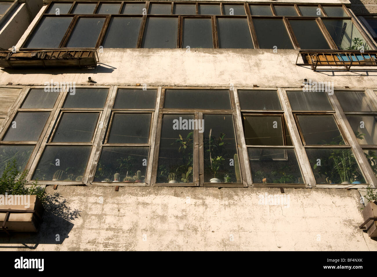 Russiscge fenster -Fotos und -Bildmaterial in hoher Auflösung – Alamy