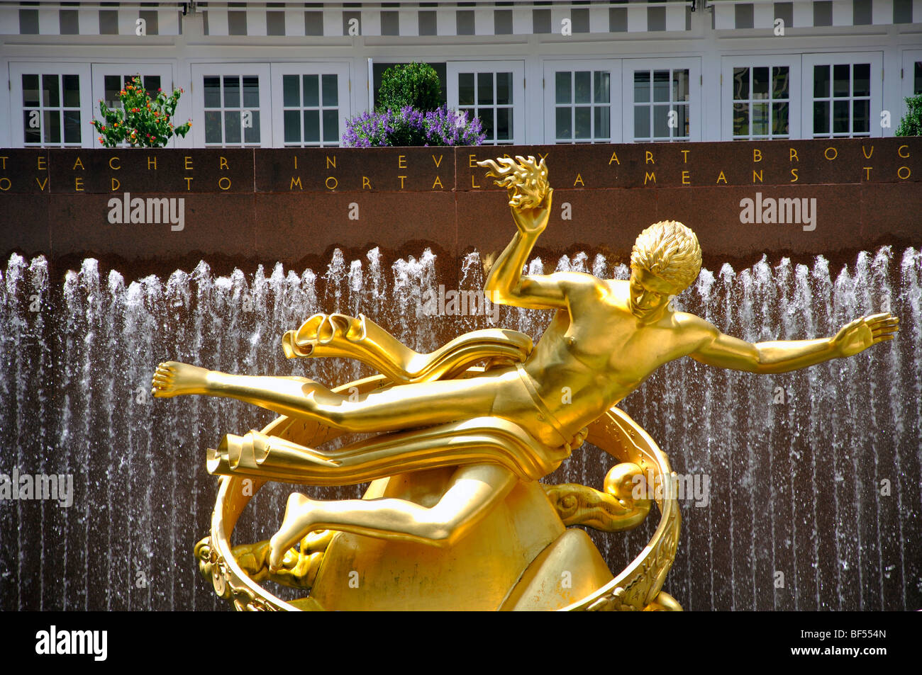 Prometheus statue rockefeller -Fotos und -Bildmaterial in hoher ...