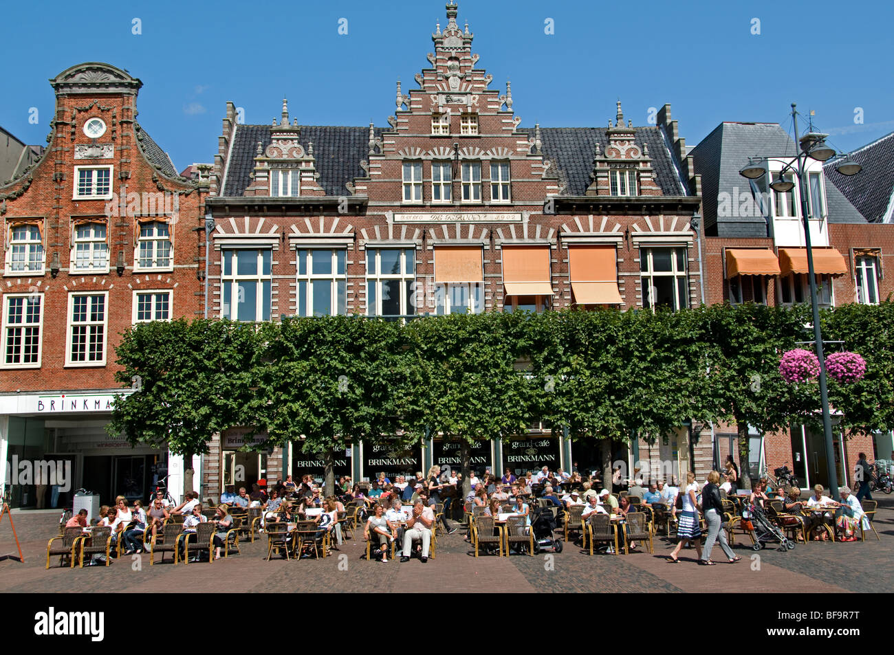 Haarlem grote markt -Fotos und -Bildmaterial in hoher Auflösung – Alamy