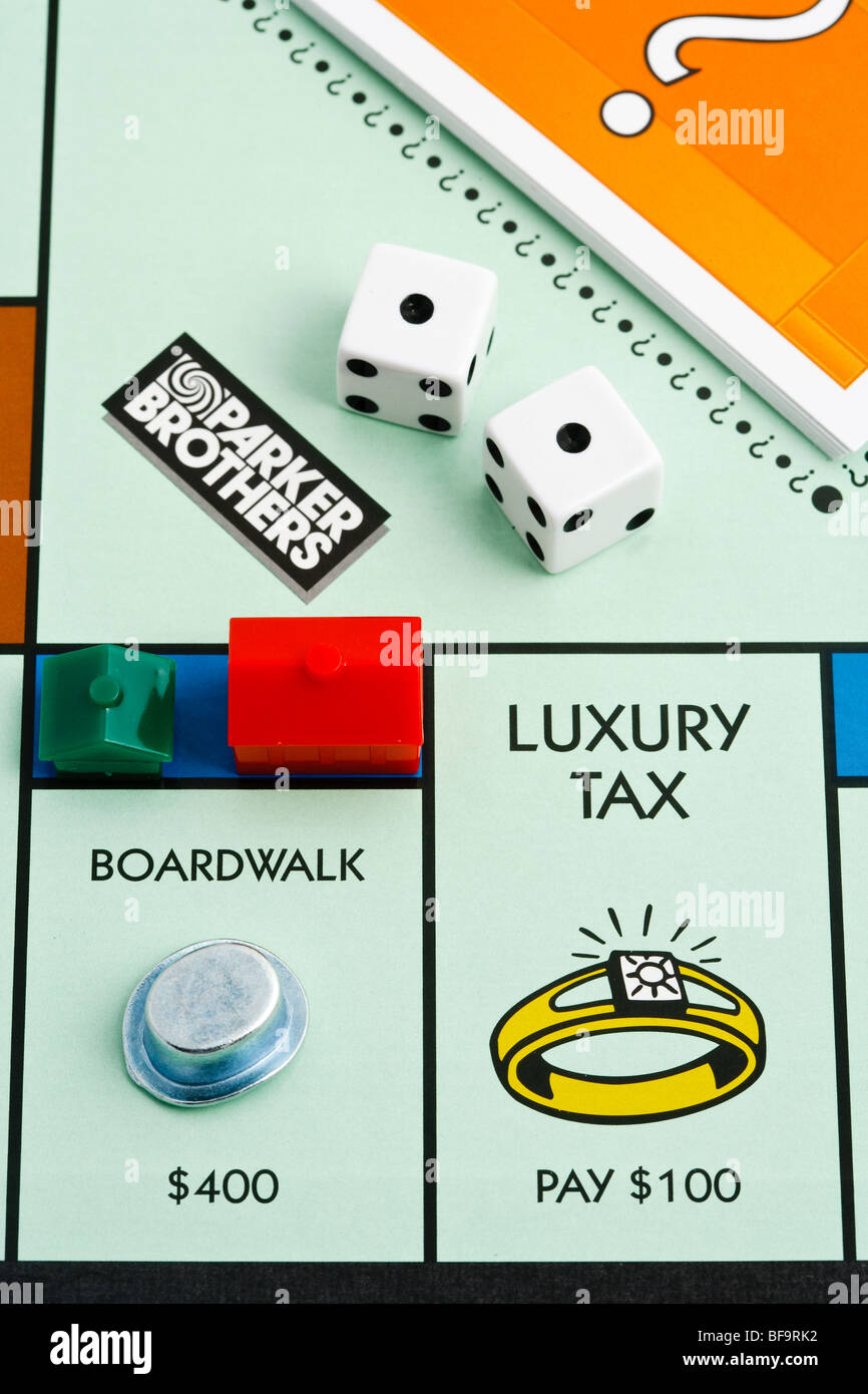 Monopoly board game -Fotos und -Bildmaterial in hoher Auflösung – Alamy