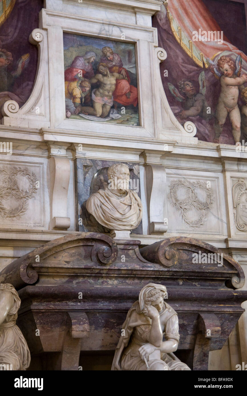 Michelangelos grab santa croce -Fotos und -Bildmaterial in hoher Auflösung – Alamy