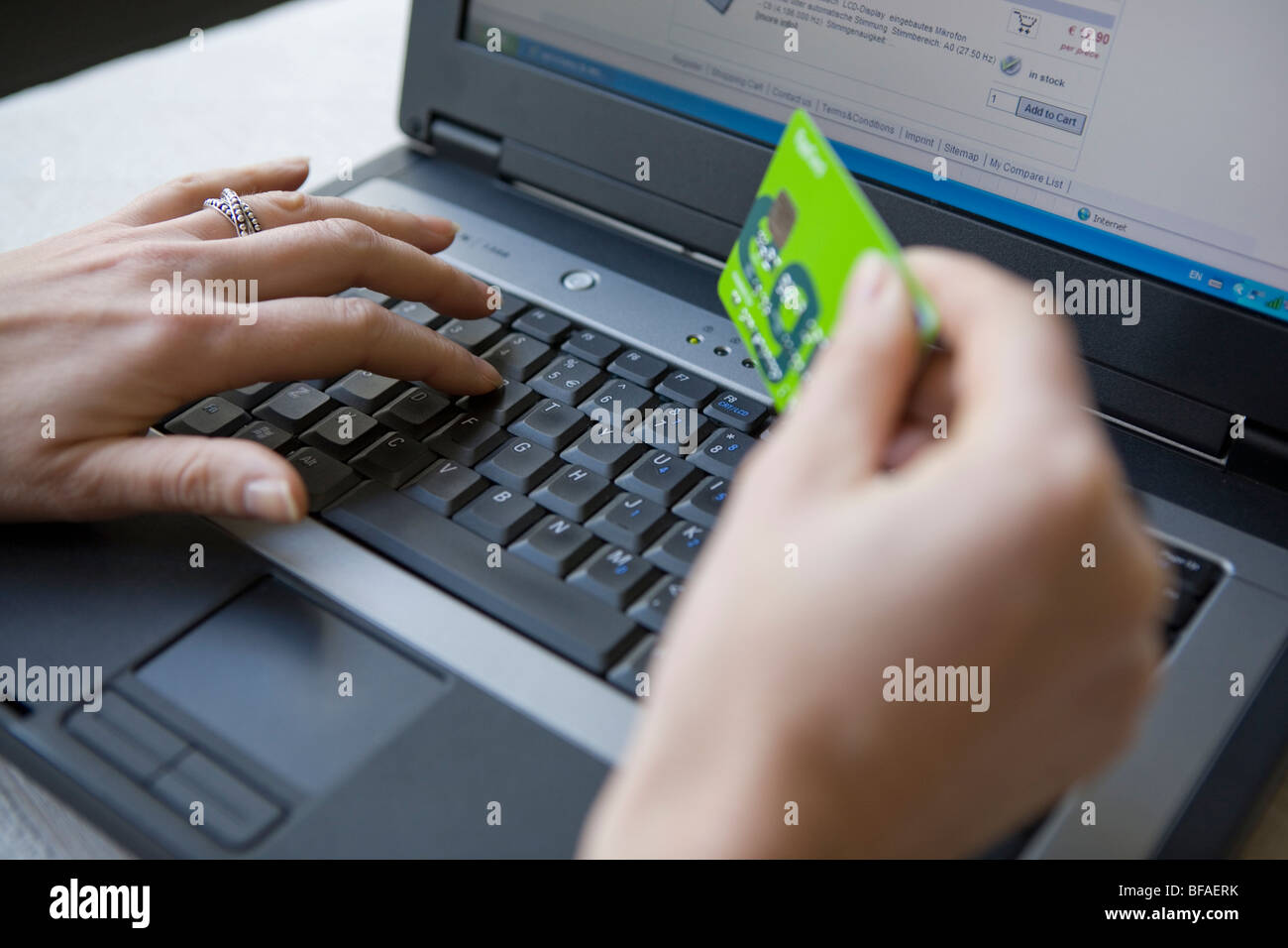 Netherlands credit card -Fotos und -Bildmaterial in hoher Auflösung – Alamy