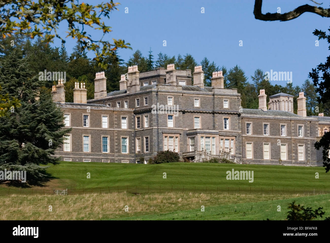 Bowhill anwesen -Fotos und -Bildmaterial in hoher Auflösung – Alamy
