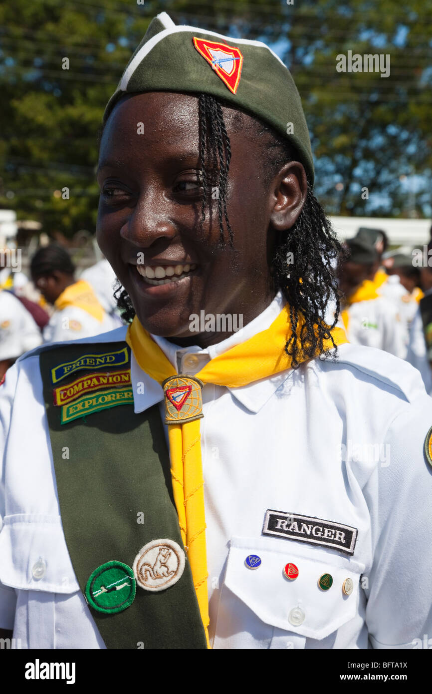 In her girl guide uniform -Fotos und -Bildmaterial in hoher Auflösung ...