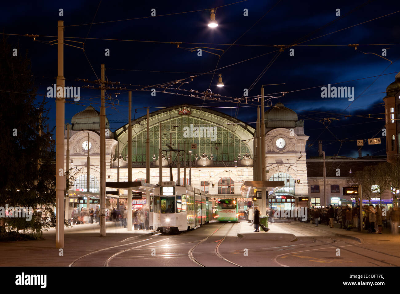 Basel sbb bahnhof -Fotos und -Bildmaterial in hoher Auflösung – Alamy