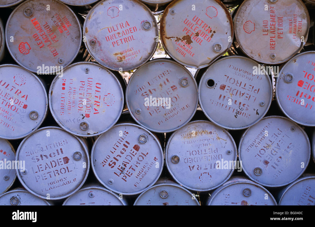 44 gallon drum -Fotos und -Bildmaterial in hoher Auflösung – Alamy