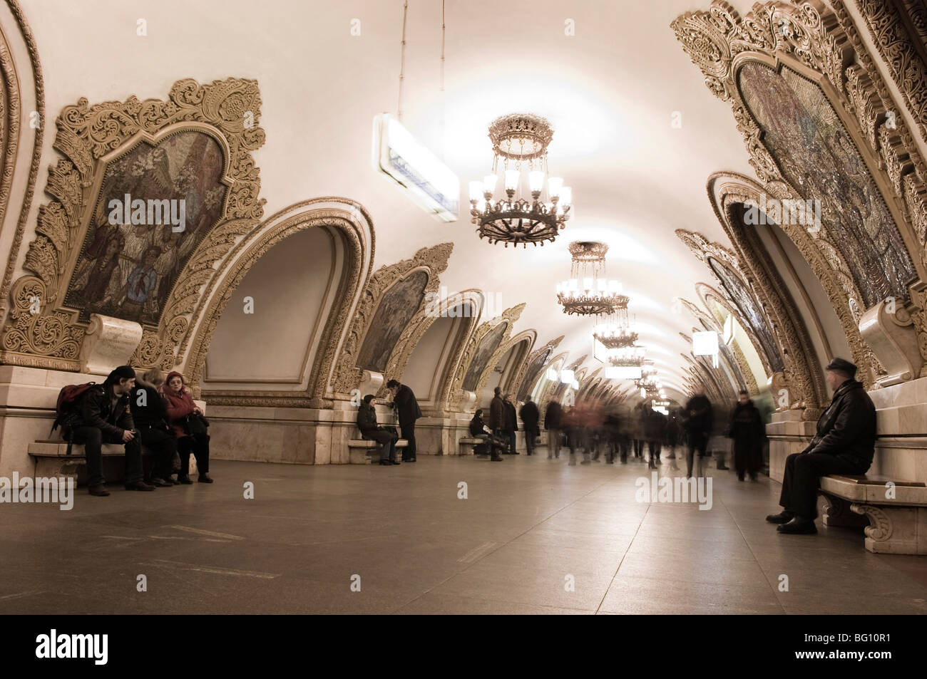 Moscow metro stations -Fotos und -Bildmaterial in hoher Auflösung – Alamy