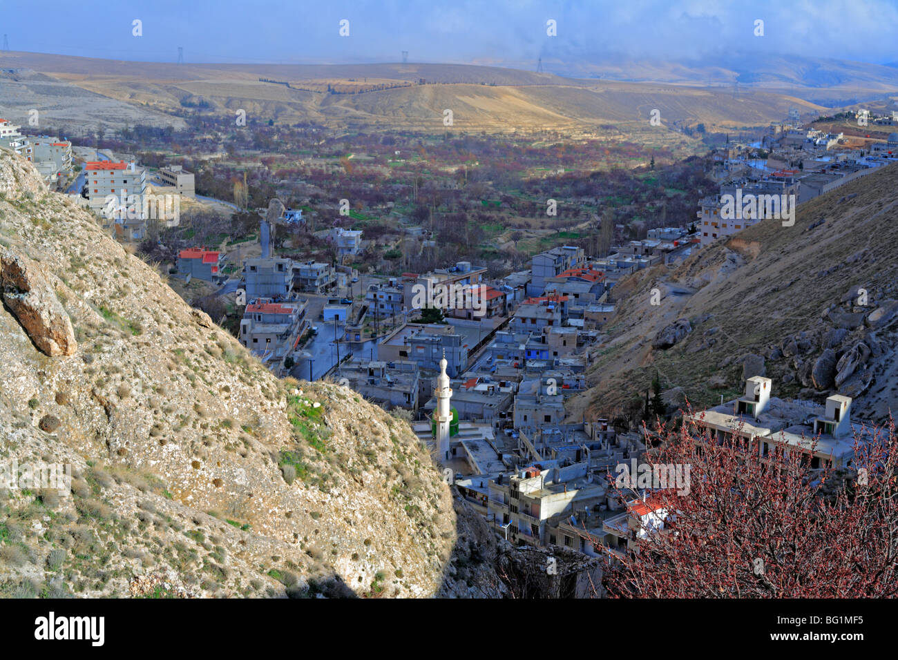 Malula (Maalula) Dorf mit dem Kloster Mar Sarkis (St. Sergius) auf ...