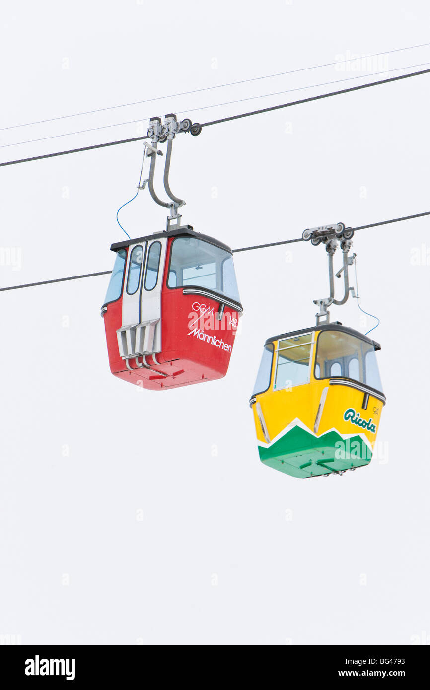 Grindelwald grund gondelbahn skilift -Fotos und -Bildmaterial in hoher ...