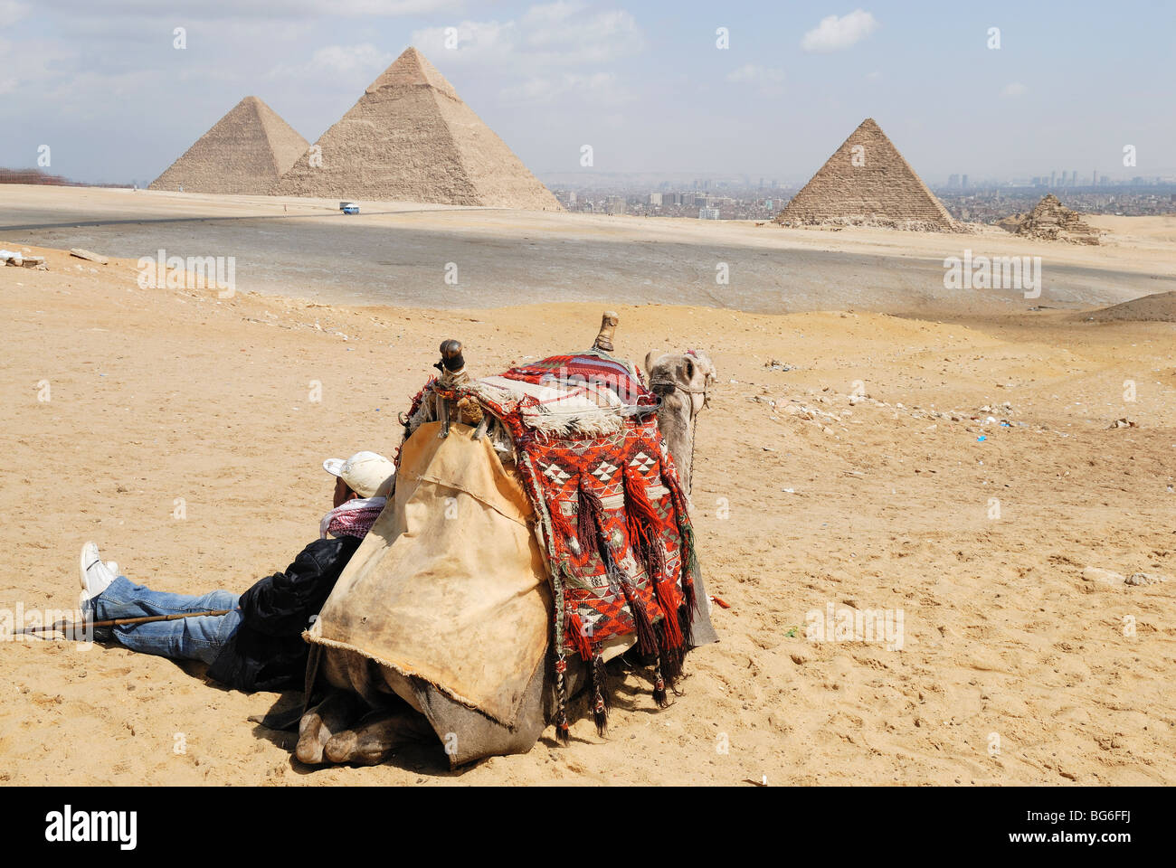 Aus den pyramiden von gizeh -Fotos und -Bildmaterial in hoher Auflösung ...