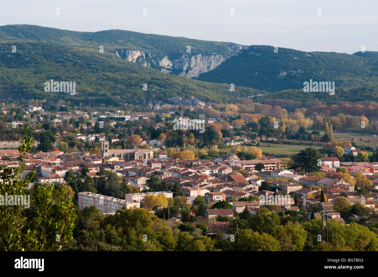 Herault france town -Fotos und -Bildmaterial in hoher Auflösung – Alamy