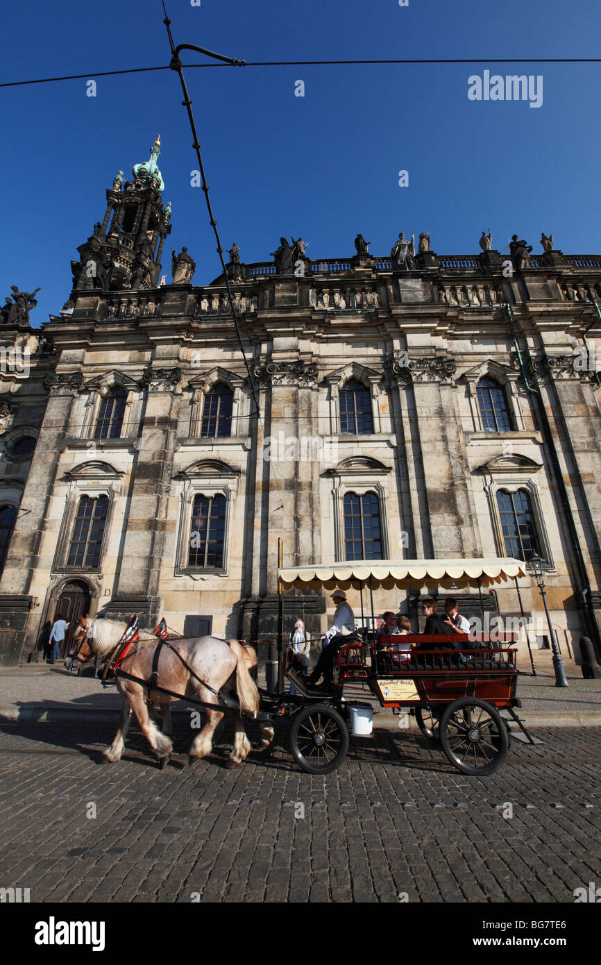 St trini -Fotos und -Bildmaterial in hoher Auflösung – Alamy