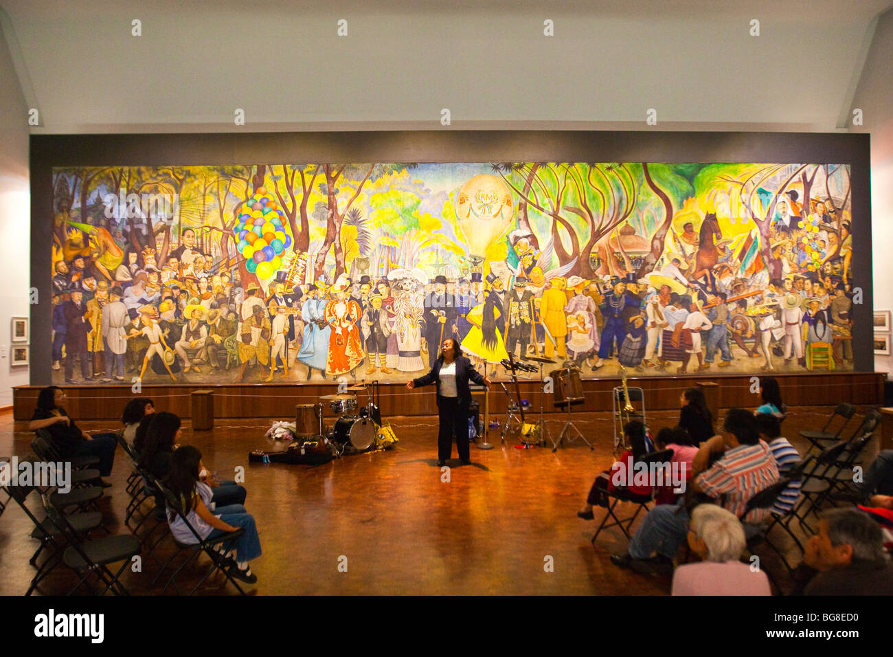 Freier Vortrag im Traum von einem Sonntagnachmittag in der Alameda ...