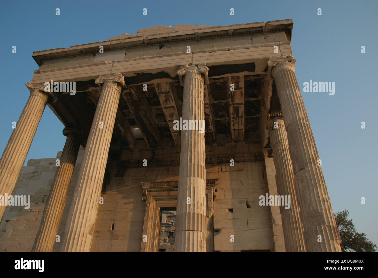 Ionische architektur -Fotos und -Bildmaterial in hoher Auflösung – Alamy
