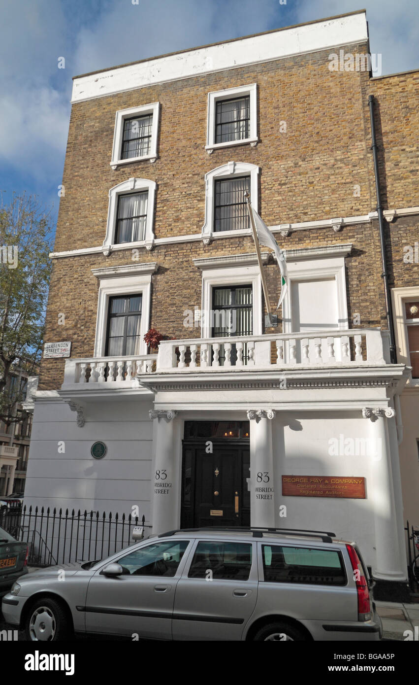 Laura ashley stoff -Fotos und -Bildmaterial in hoher Auflösung – Alamy