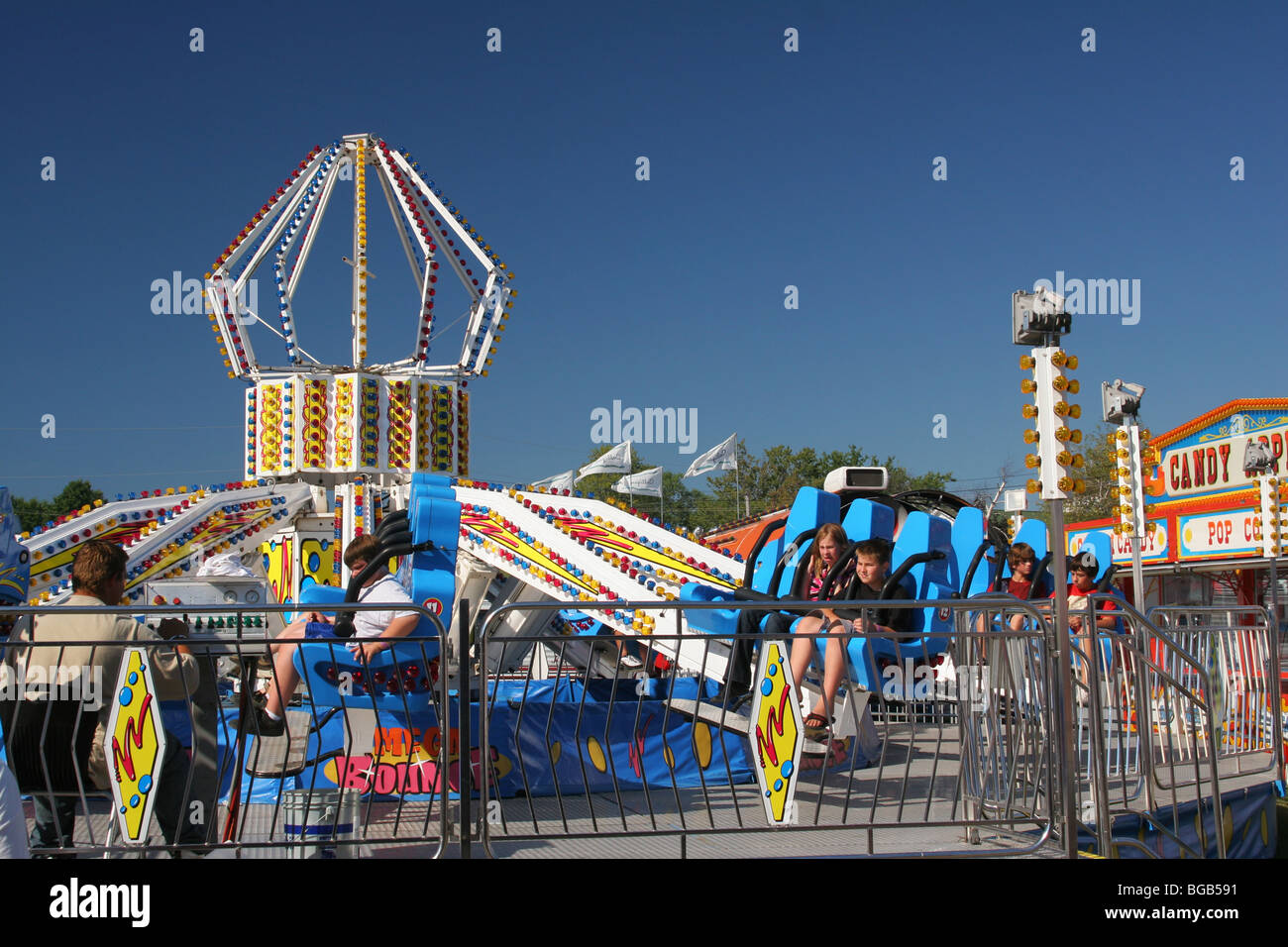 Mega fahrt -Fotos und -Bildmaterial in hoher Auflösung – Alamy